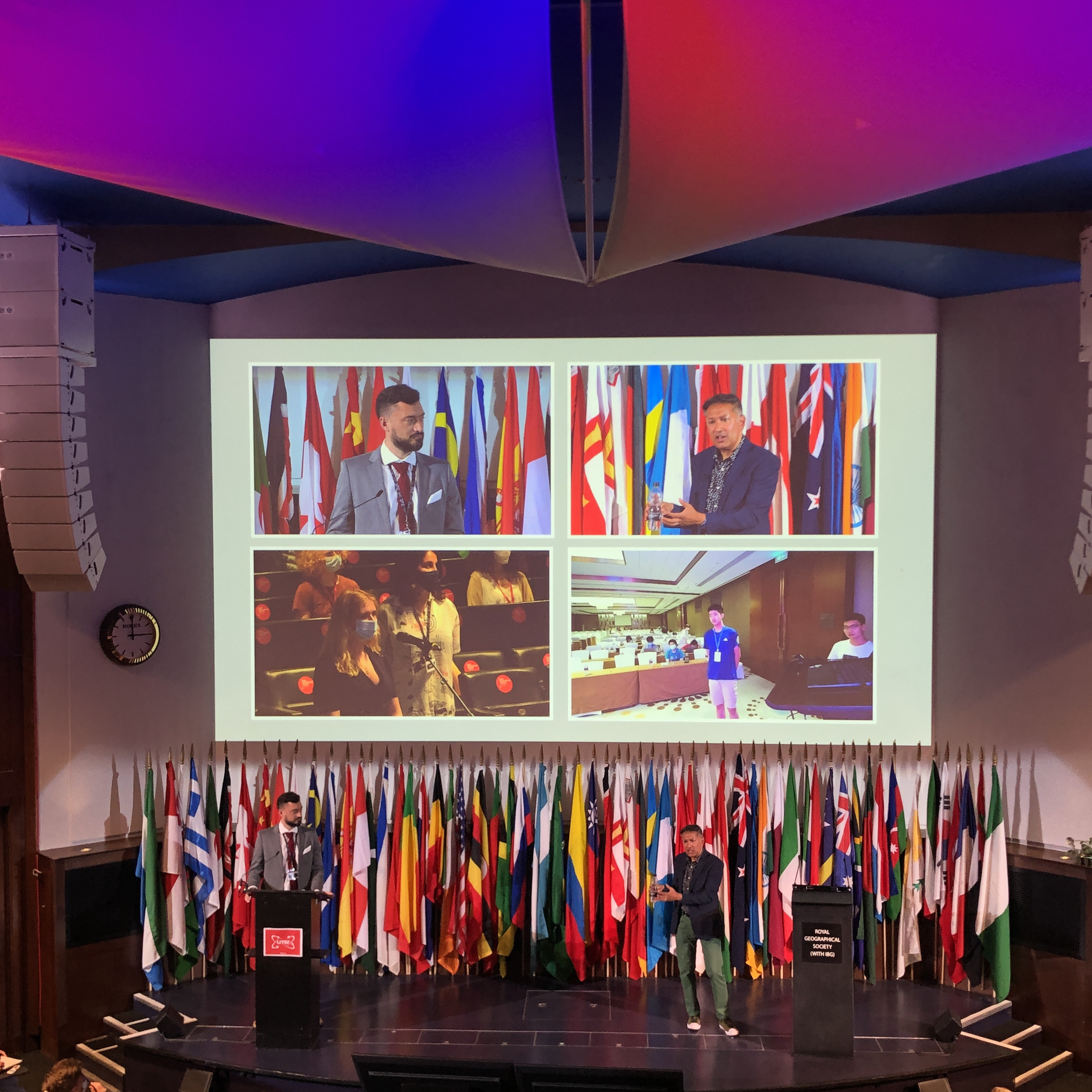 STEM Summer Camp In The UK | London International Youth Science Forum CIC